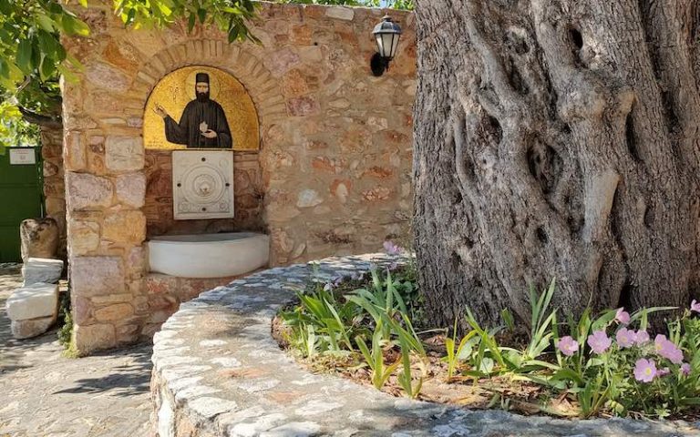St Ephraim of Nea Makri - A beautiful Greek Orthodox Monastery